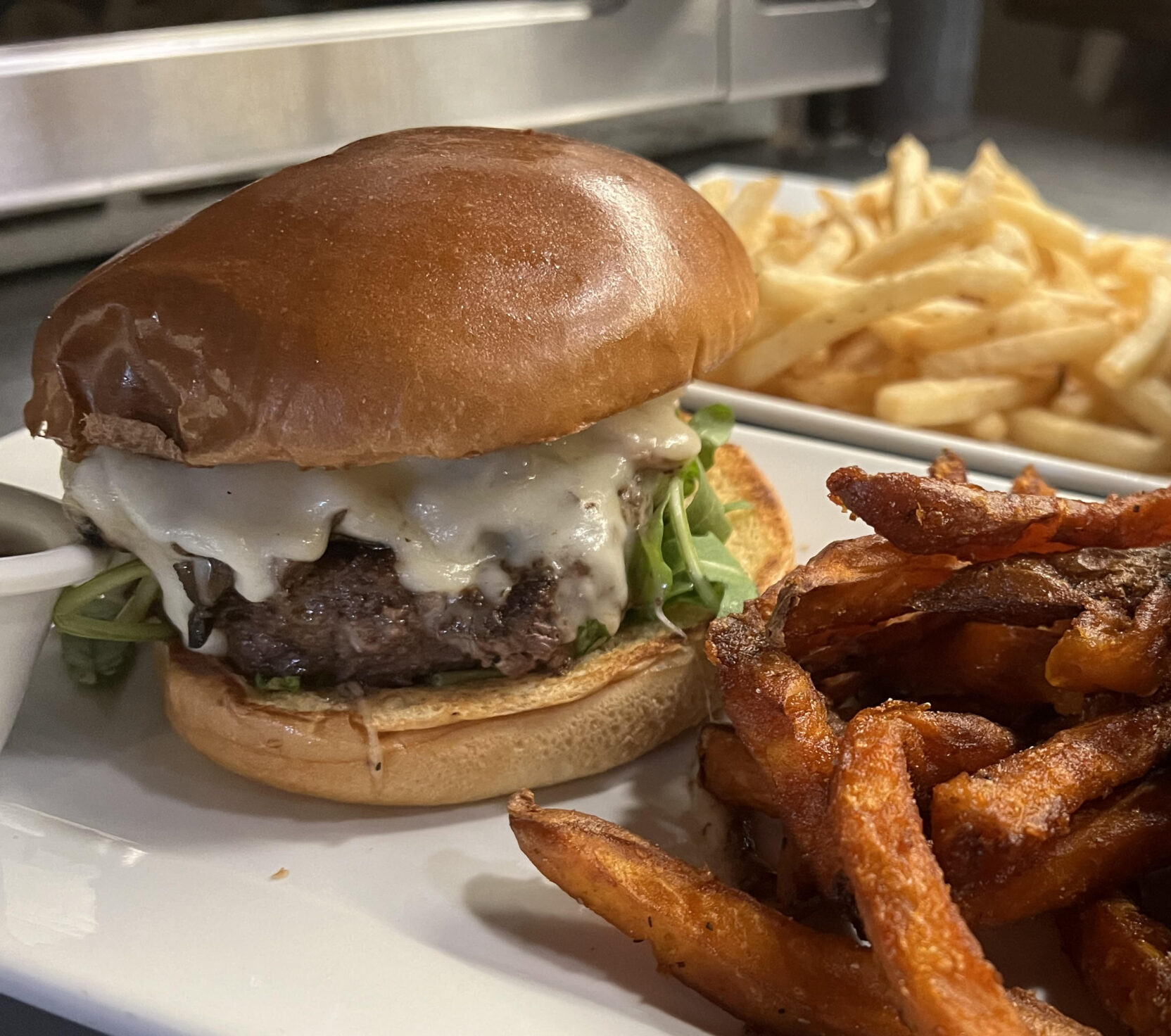 The 411 Restaurant & Lounge | Just another smartonlineorder.com site