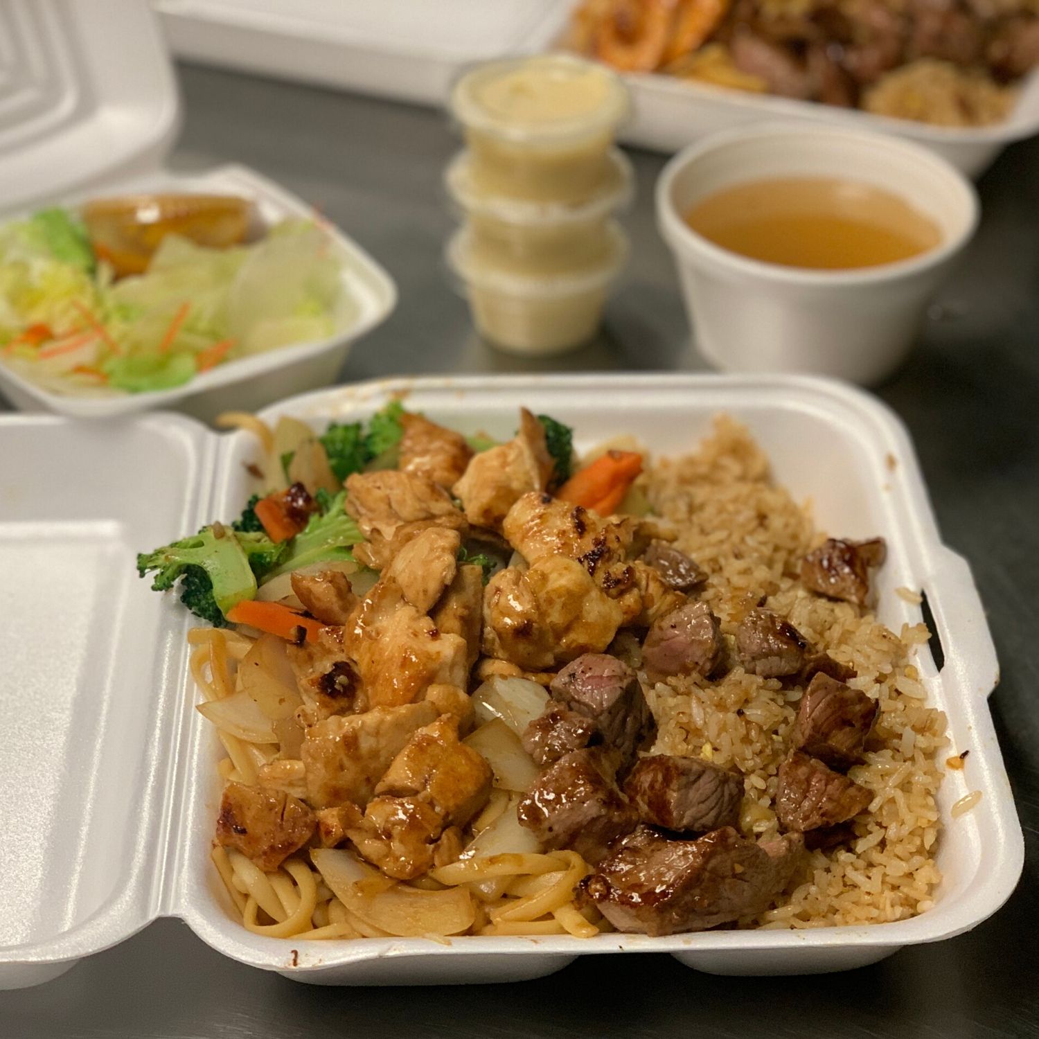 SAIGON FUSION, LLC. | Japanese & Vietnamese Restaurant