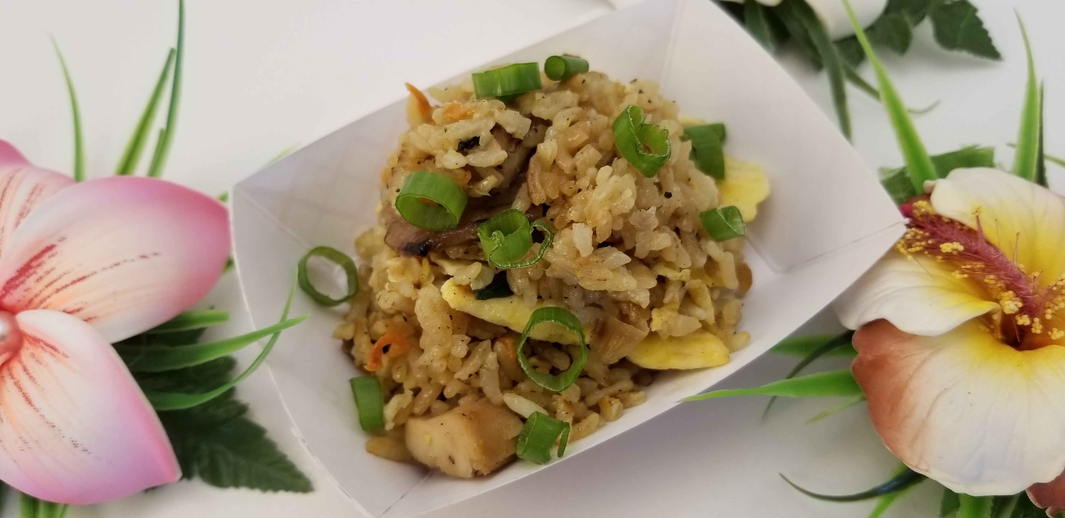 Aloha! - Roxy's Island Grill