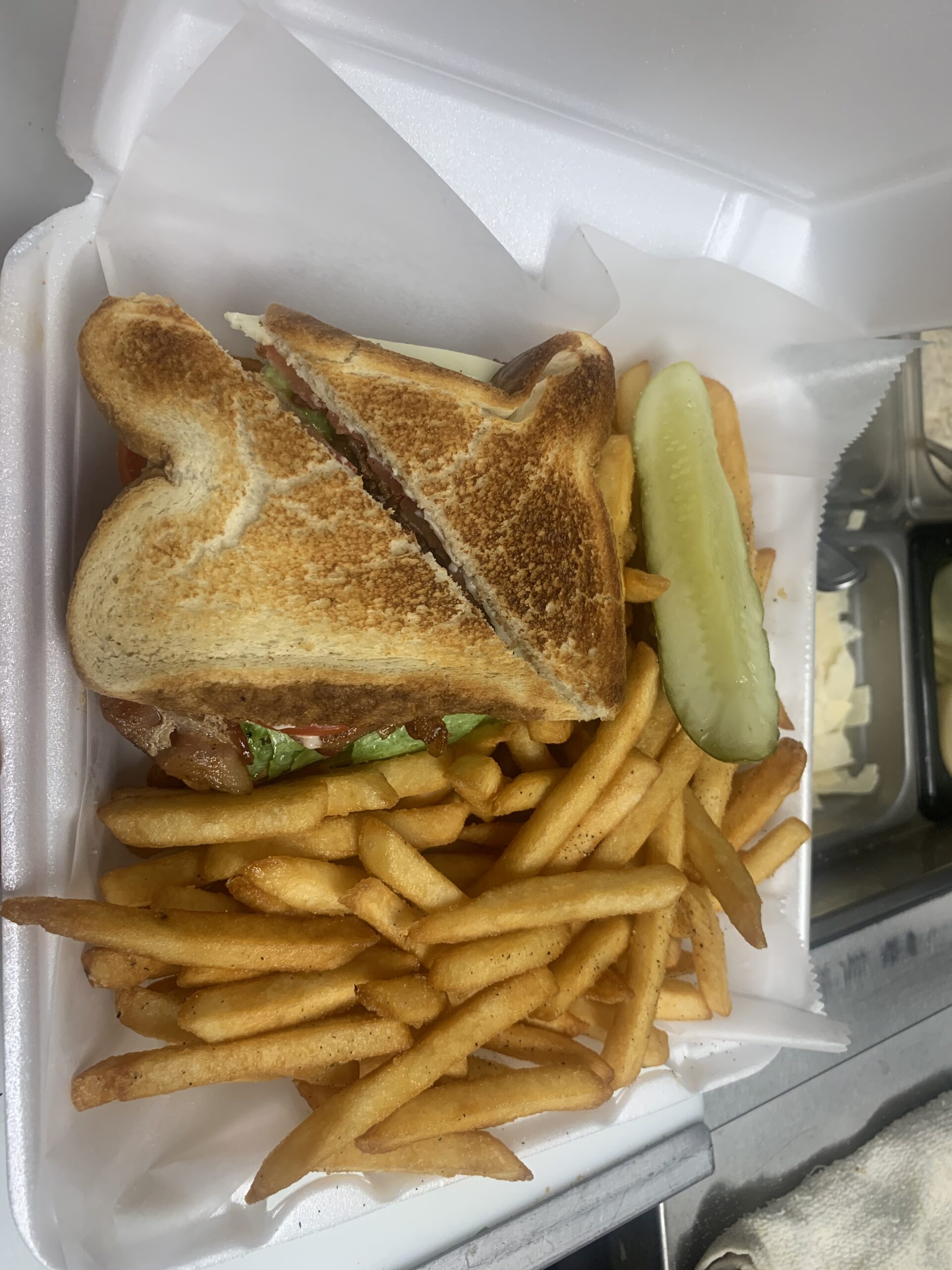 Charlie's On Main Pizza | Just another smartonlineorder.com site